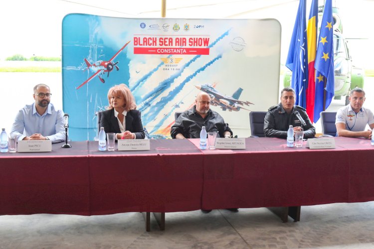 Spectacol aviatic în Constanța - Știri și informații